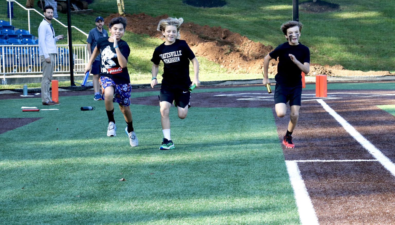 Middle School Field Day hosted on the new turf field! - Devon Preparatory School